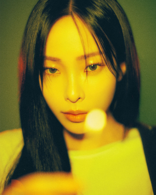 Heize confirme son retour le 7 décembre... Photo conceptuelle du nouvel ... Heize confirme son retour le 7 décembre... Photo conceptuelle du nouvel ...