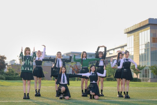 JYP Niju, el MV de la canción debut coreana'HEARTRIS'supera los 10 millones de reproducciones en ...