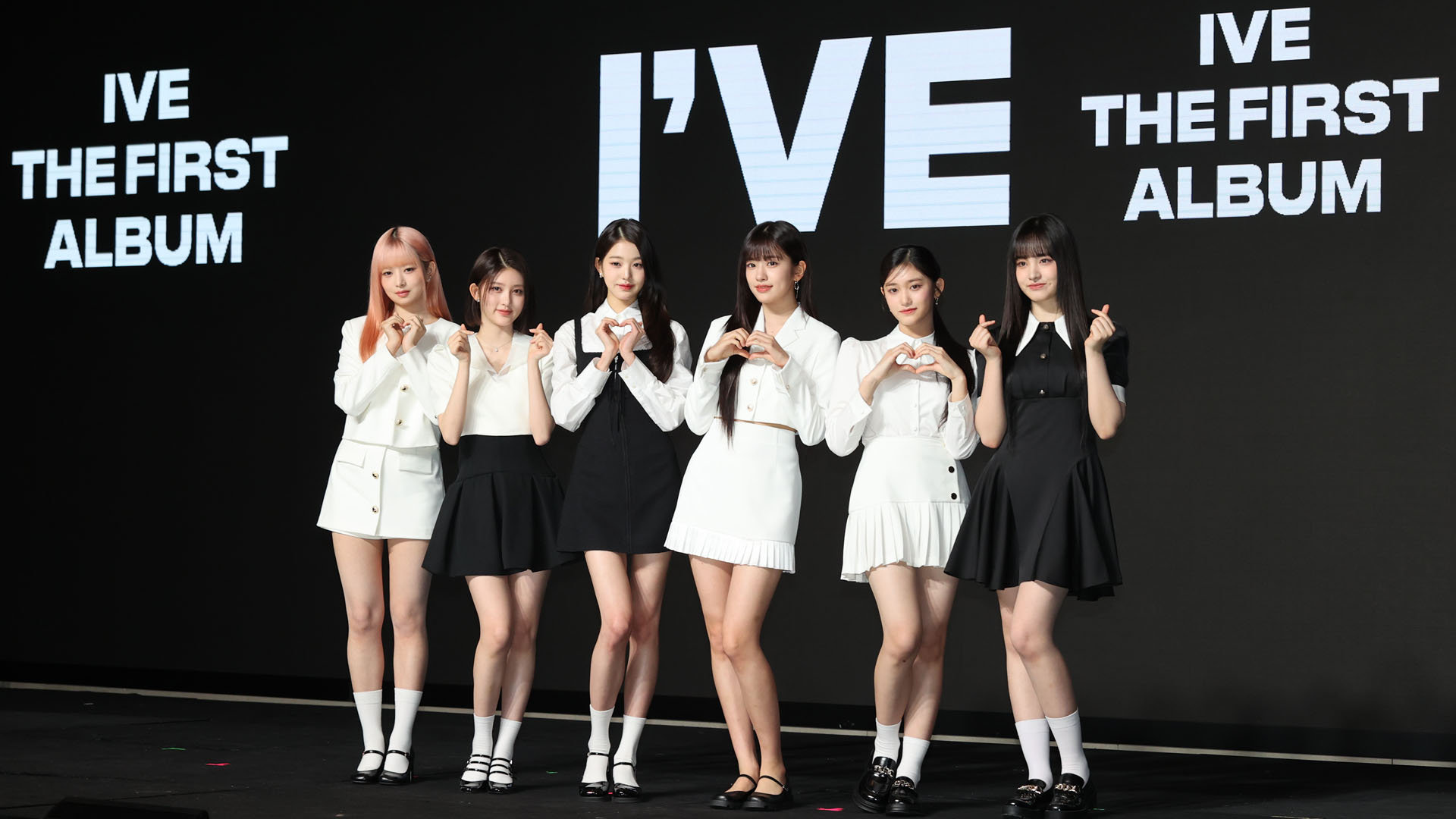 Ive的第一張專輯在第一周就賣出了超過100萬張...女團第三位 - K-Pop News Inside