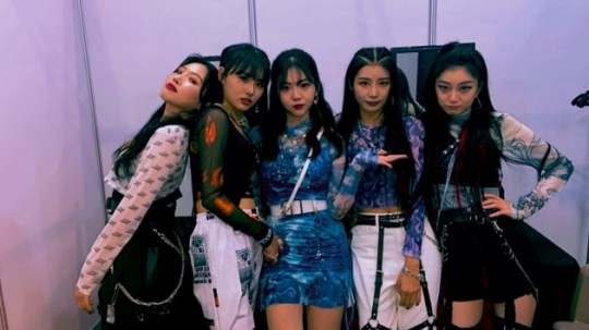 Cracky คอนเฟิร์มคัมแบคกุมภาพันธ์... คาดหวังมุมมองโลกที่ไม่เหมือนใคร - K-Pop News Insde TH