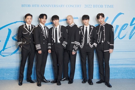 BTOB、完全体で体操競技場入城…惜しみなく見せてくれる10周年コンサート [総合] - K-Pop News Inside